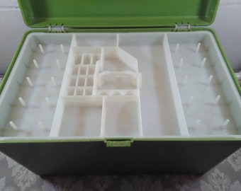 Vintage sewing box | Etsy