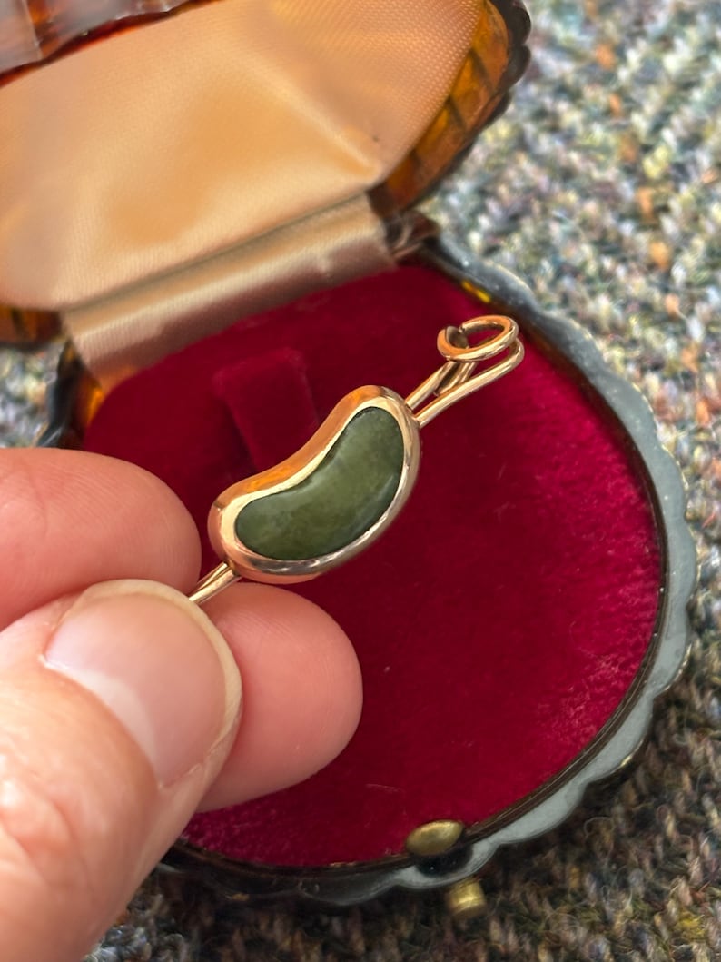 Victorian Nephritic Jade Lucky Kidney Bean Brooch - Etsy