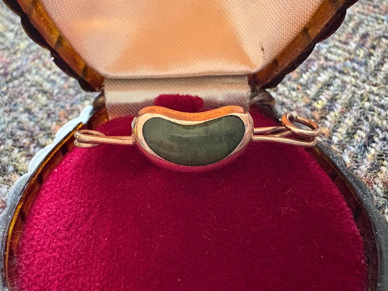 Victorian Nephritic Jade Lucky Kidney Bean Brooch - Etsy