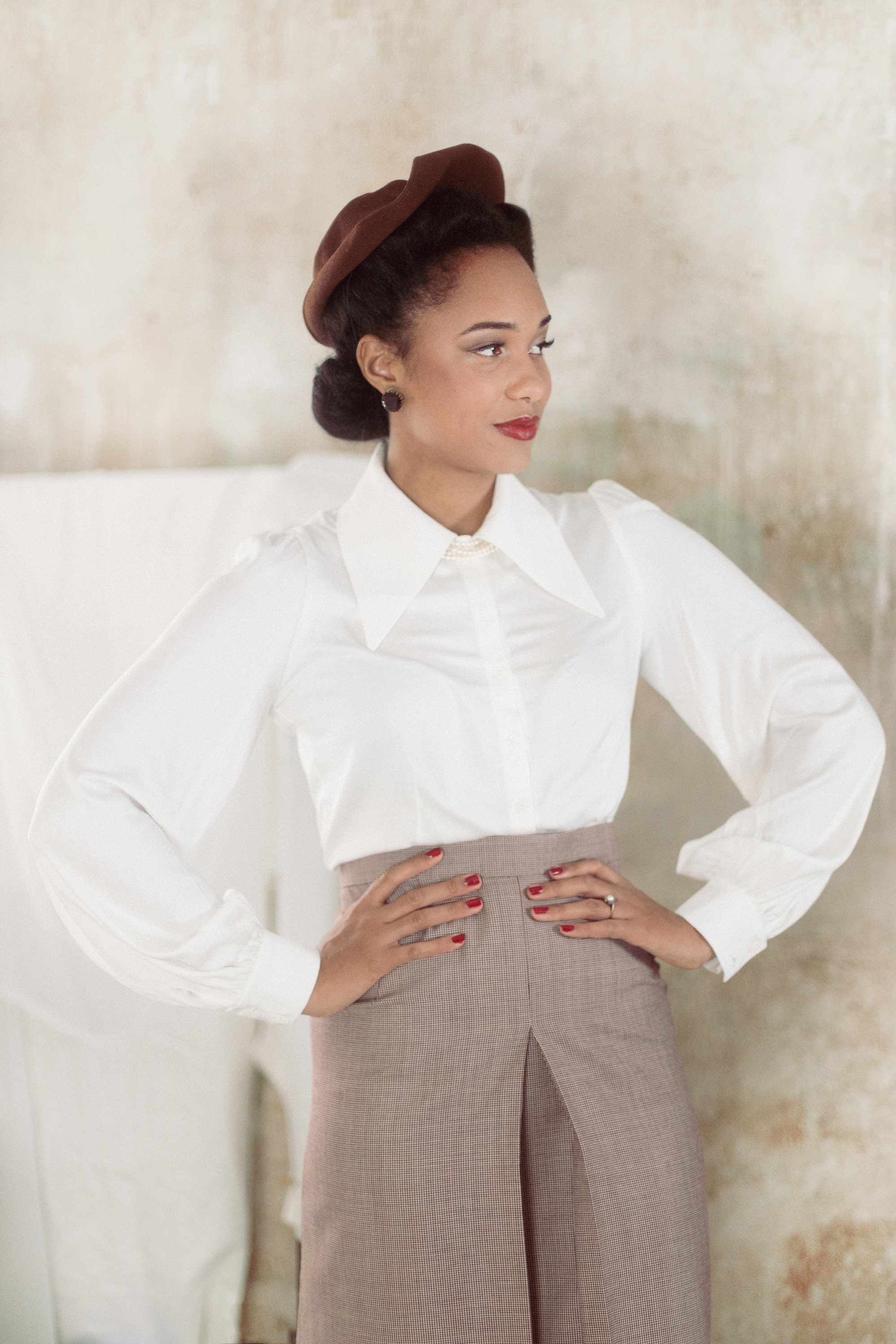 Hilary, Fitted 40s Blouse With Big Turn Down Collar - Etsy