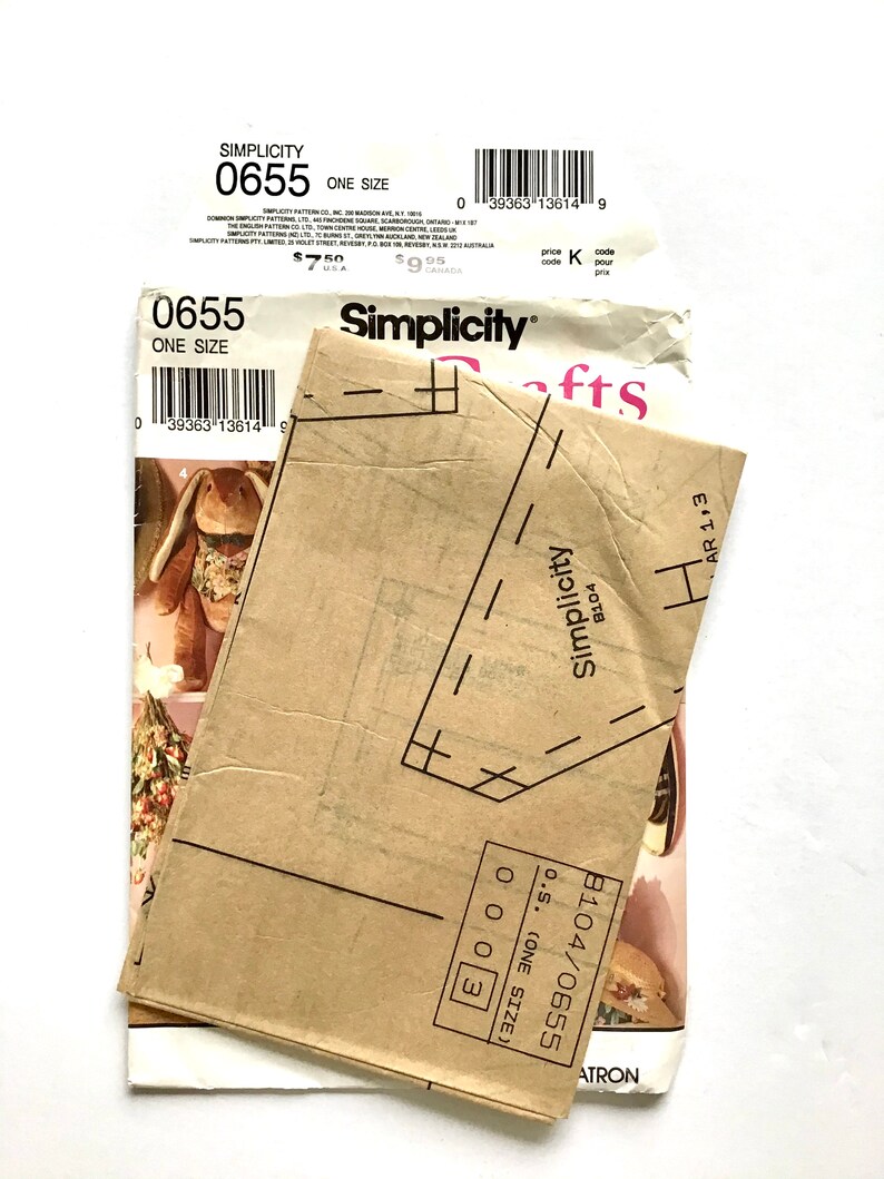 Simplicity 0655 / 8104 Bunny Pattern in 2 Sizes With Clothes, 18” and ...