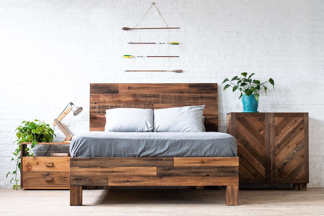 The Homestead Bed - Rustic Rough Sawn Barnwood Bed - Repurposed Timber ...