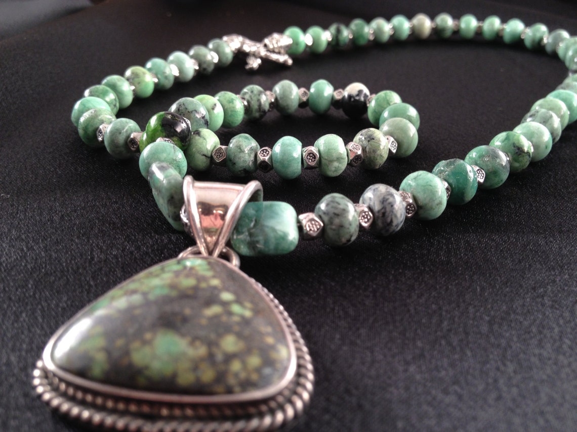 Green Turquoise Necklace Beautiful Green Turquoise and Sterling Silver ...