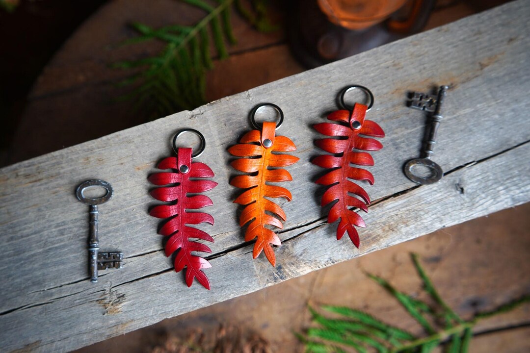 Fern Leather Keychain Fall Colors / Forager Gift Ideas / Cute Key ...