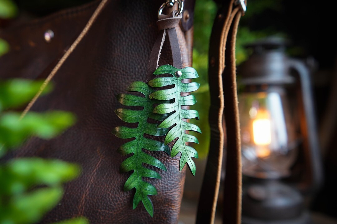 Fern Leather Bag Charm Keychain / Spring Plant Forager Gift Ideas ...