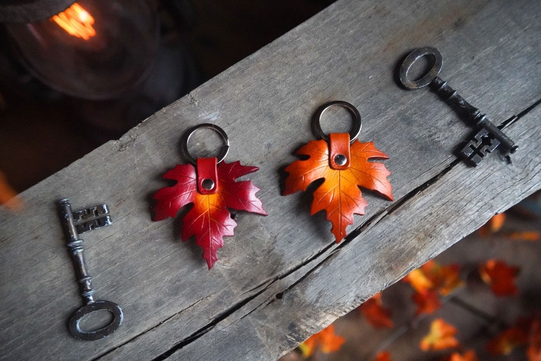 Maple Leaf Leather Keychain / Fall Gift Ideas / Cute Key Accessories ...
