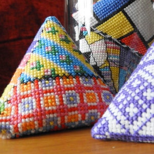 6 Cross Stitch and Blackwork Humbug Patterns PDF Download - Etsy