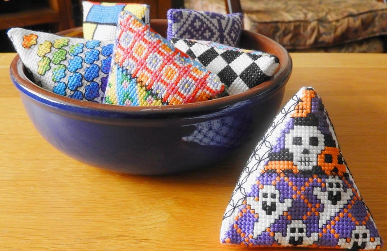 6 Cross Stitch and Blackwork Humbug Patterns PDF Download - Etsy