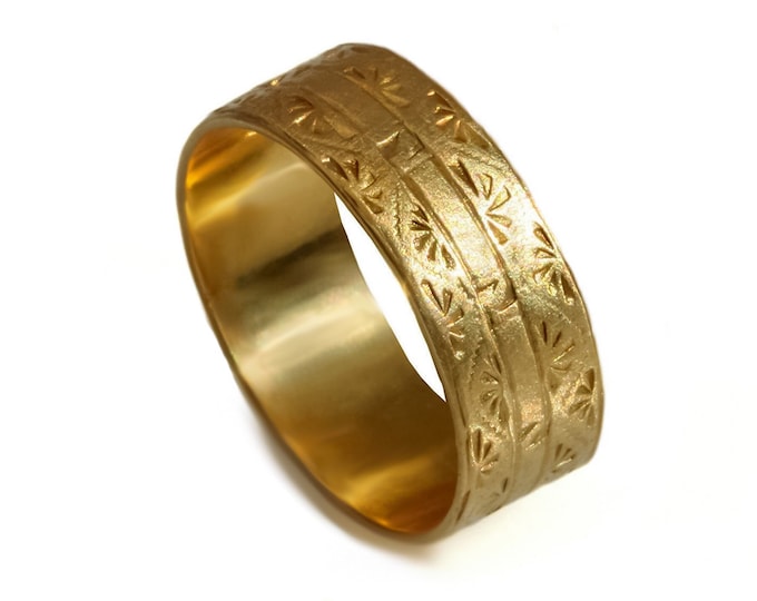 Rustic 18k solid gold ring , handmade raw texture wedding band for men ...
