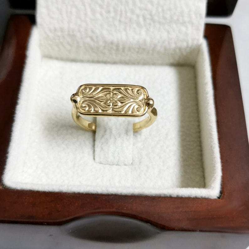 14K Gold Rectangle Women's Signet Ring Floral Delicate - Etsy