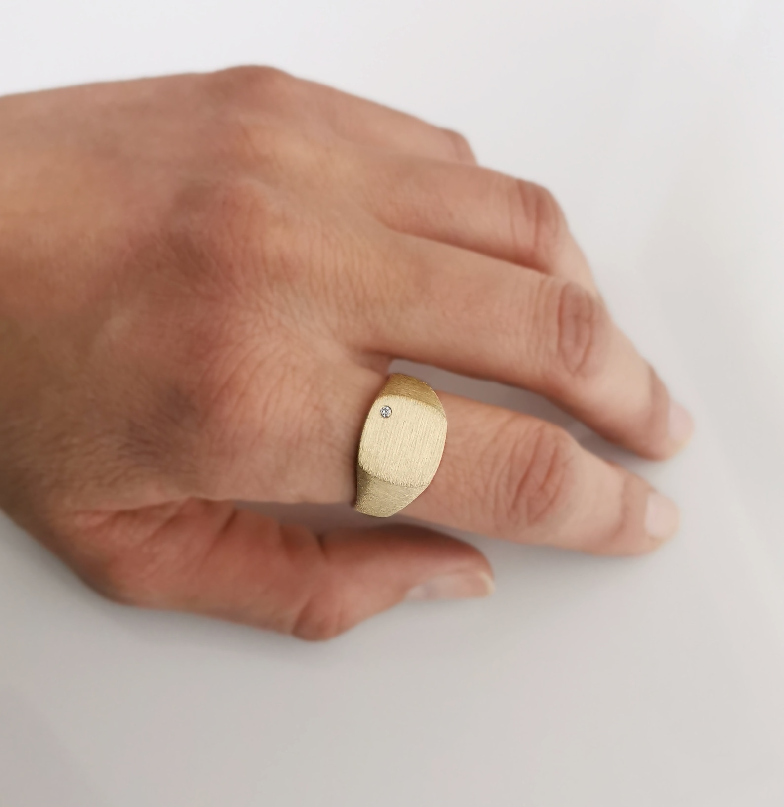 18k Men signet ring brushed gold man wide wedding ring | Etsy