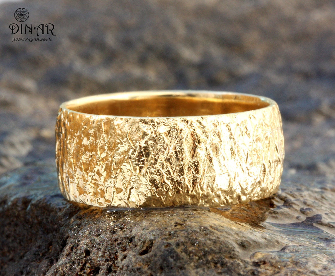 Thick Gold Wedding Band, 14k Yellow Gold , Hammered Wedding Band ...