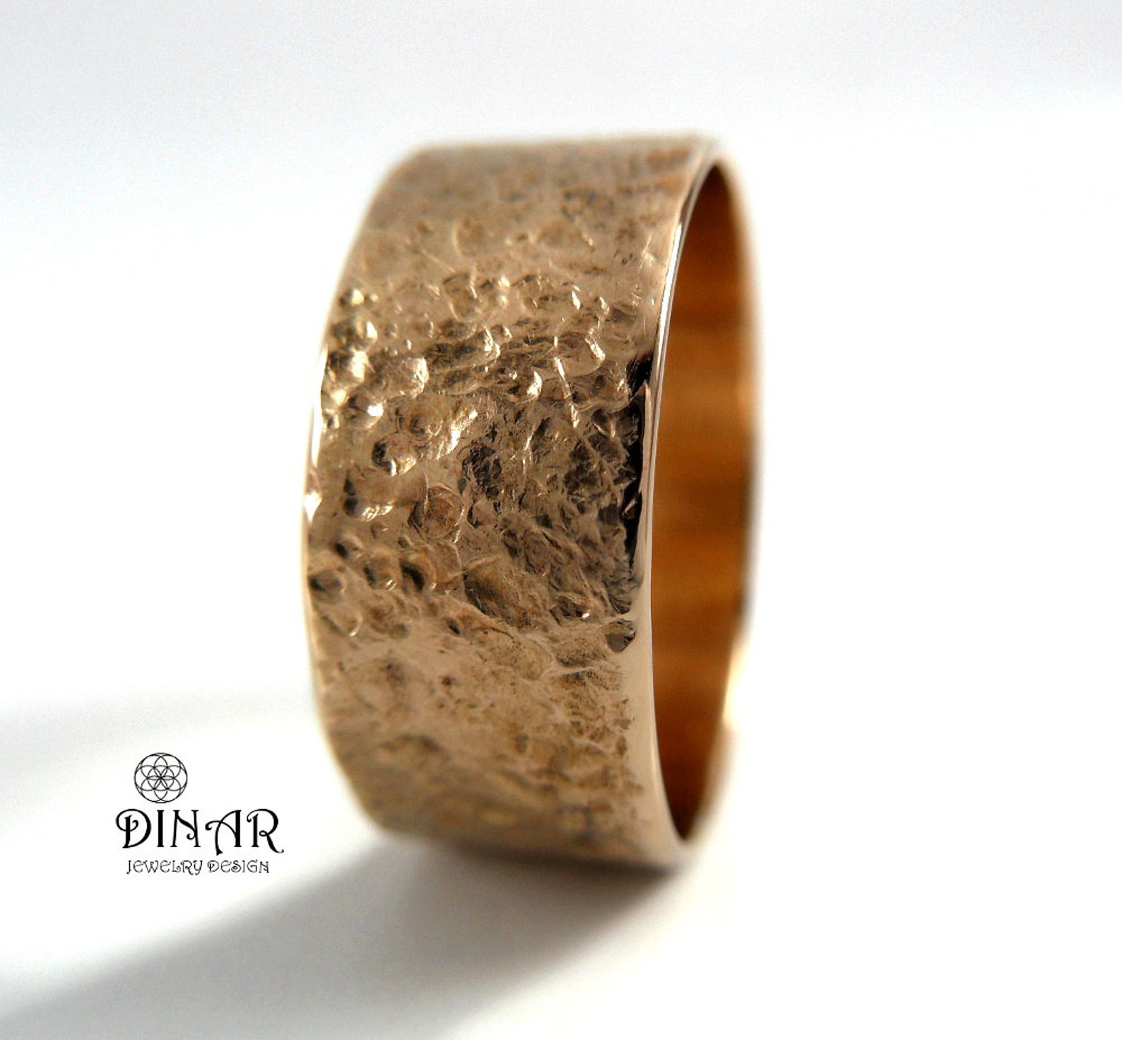 Hammered Wide Men Wedding Ring Band 14k Solid Gold rustic | Etsy