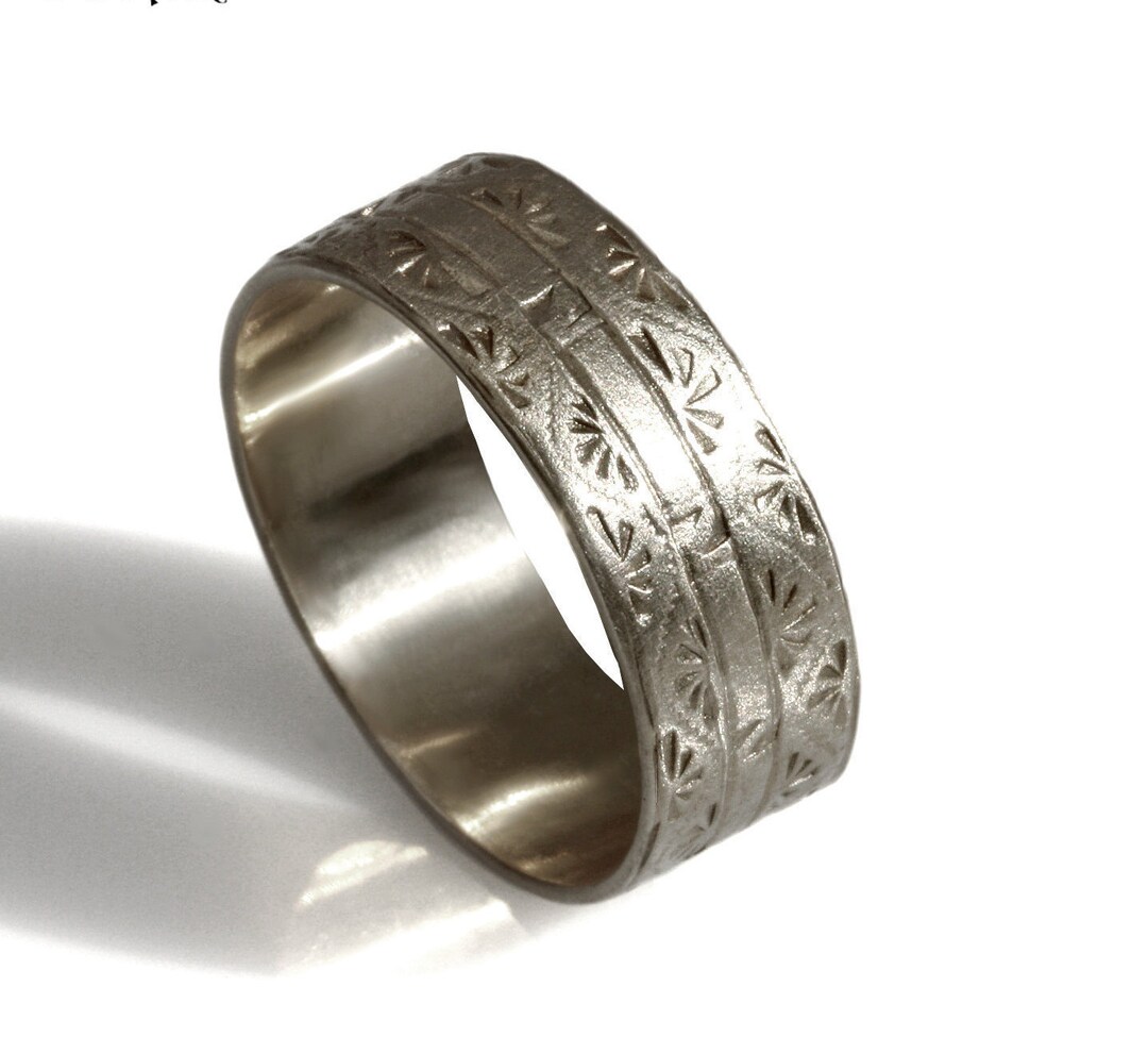 18k Men Art Deco Gold Antique Wedding Ring. Hand Engraved Tribal ...
