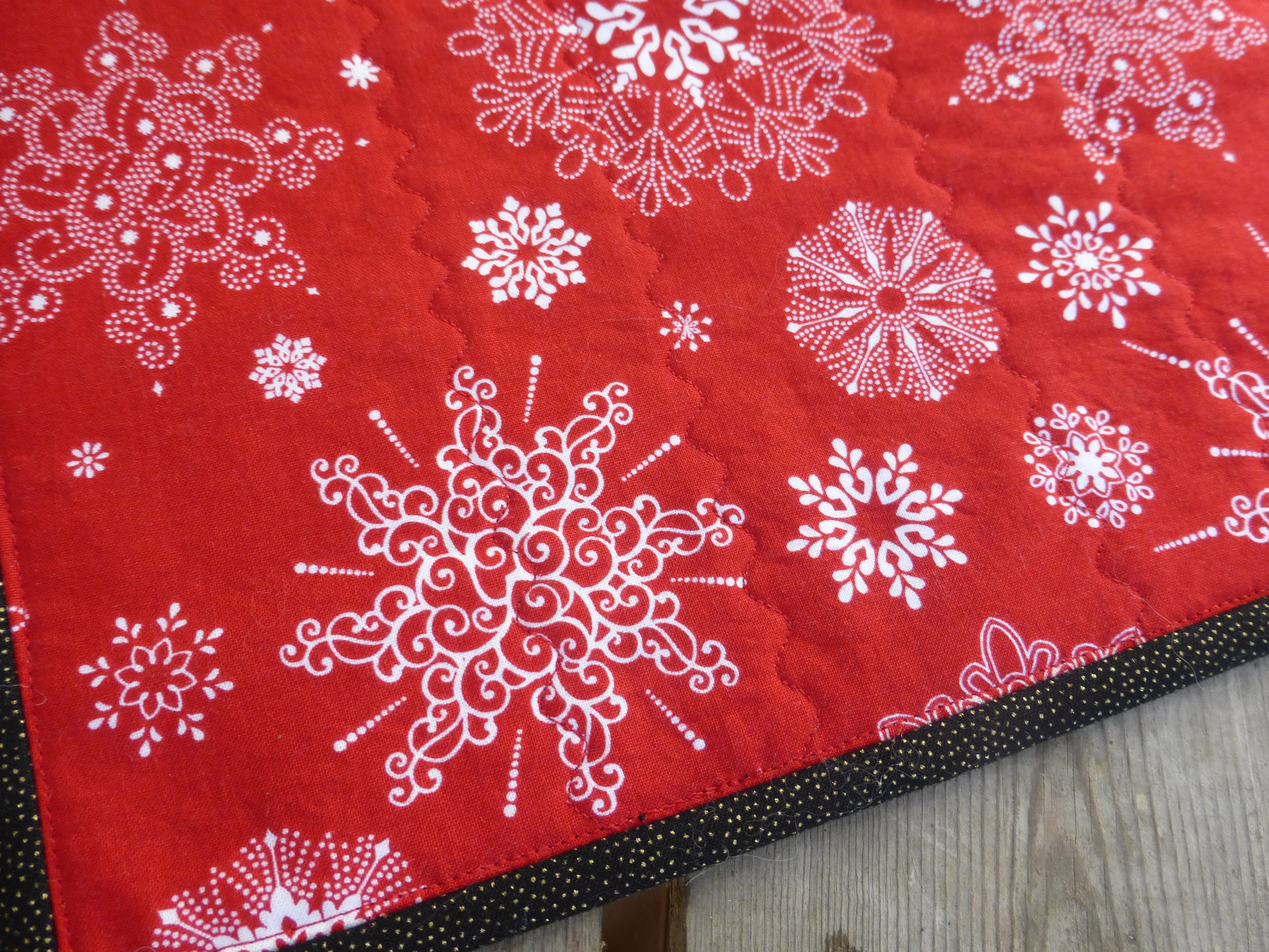 Snowman Winter Holiday Quilted Mug Rug, Mini Quilt Christmas Green ...