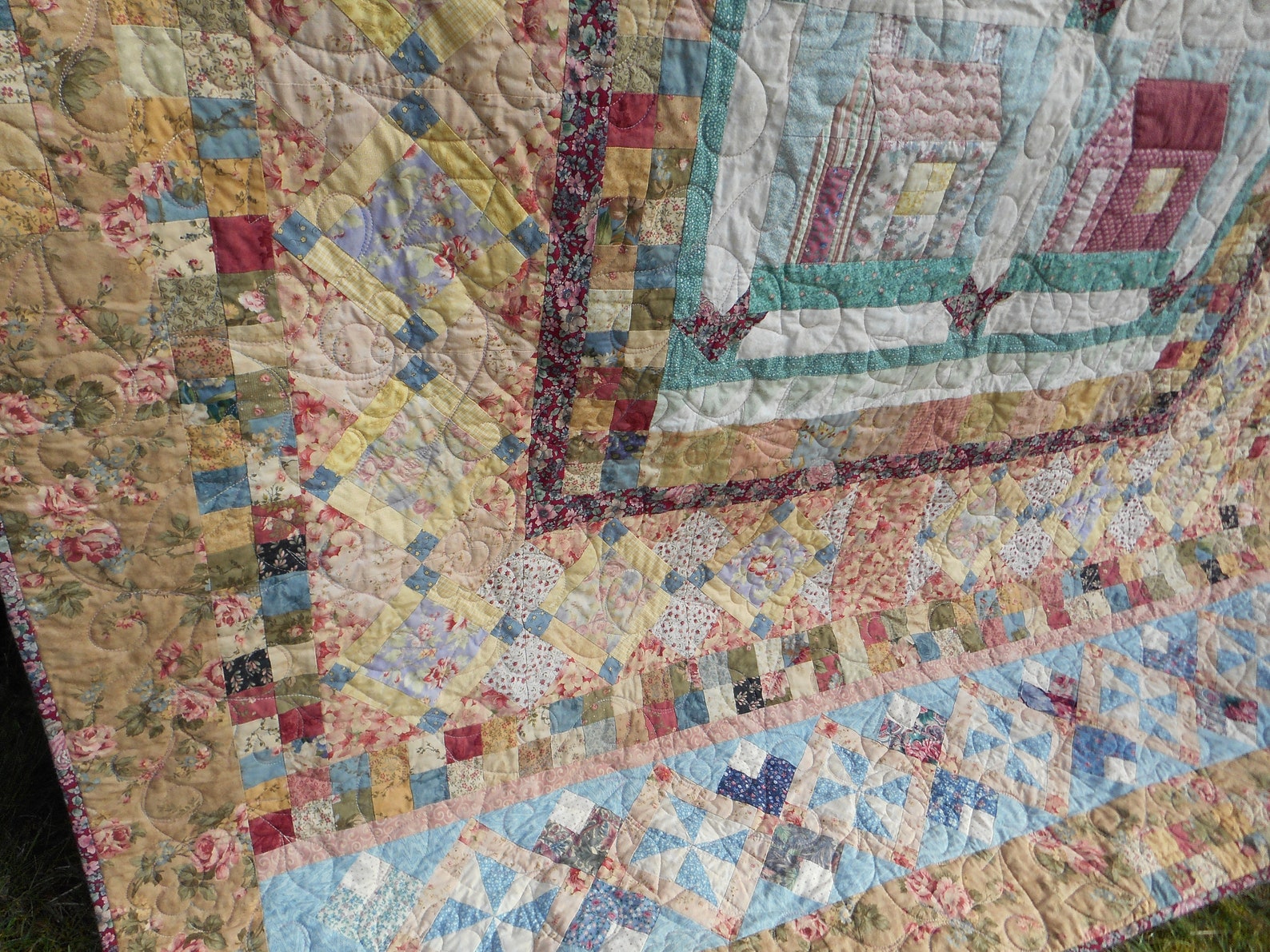 Country Cottage Handmade Quilt, Patchwork Quilted Blanket, Tan Rose ...