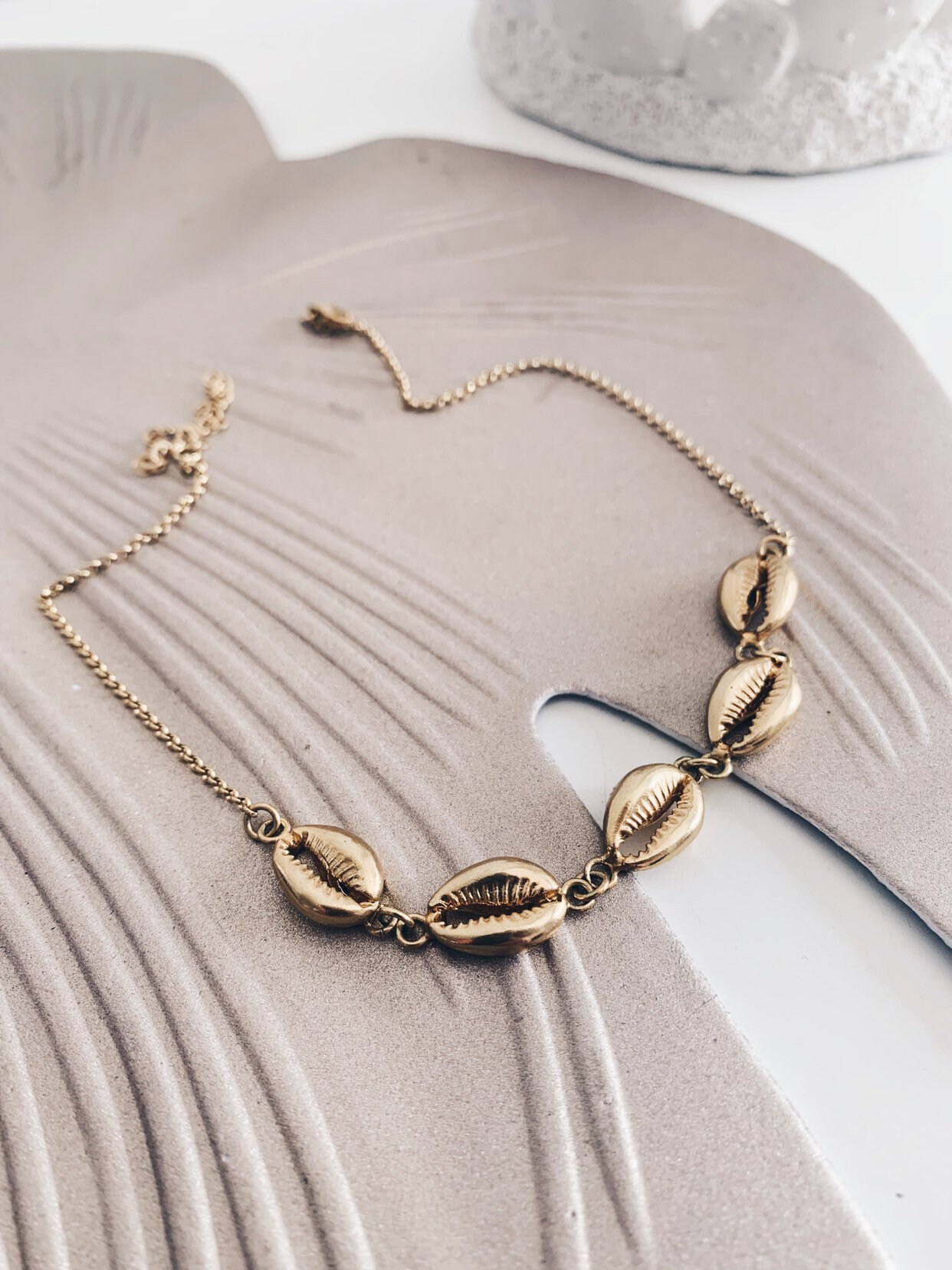 Gold shell necklace,gold cowrie necklace,gold sea shell,hawaiian shell ...