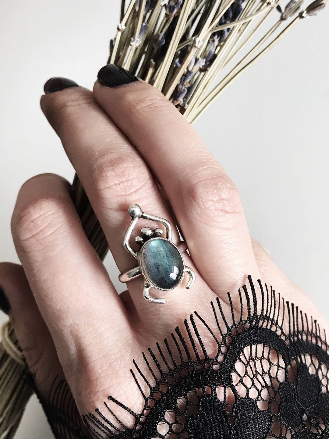 Silver Scarab Ring: Labradorite Spectrolite Beetle - Etsy