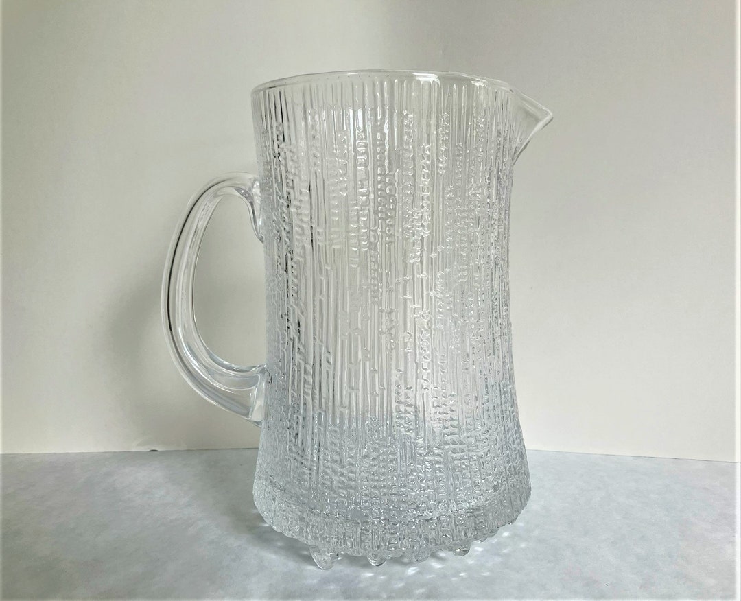 Iittala Ultima Thule Glass Water Pitcher Bubble Base Ribbed Side ...