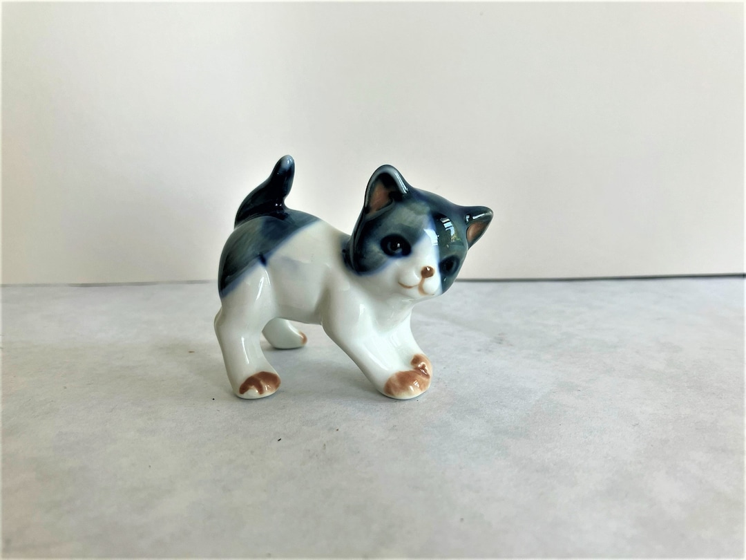 Bone China Kitten Cat Blue & White, Vintage 1980s - Etsy