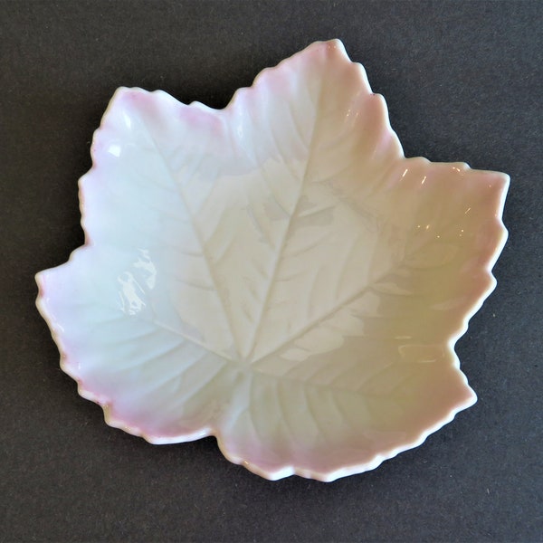 Belleek - Etsy