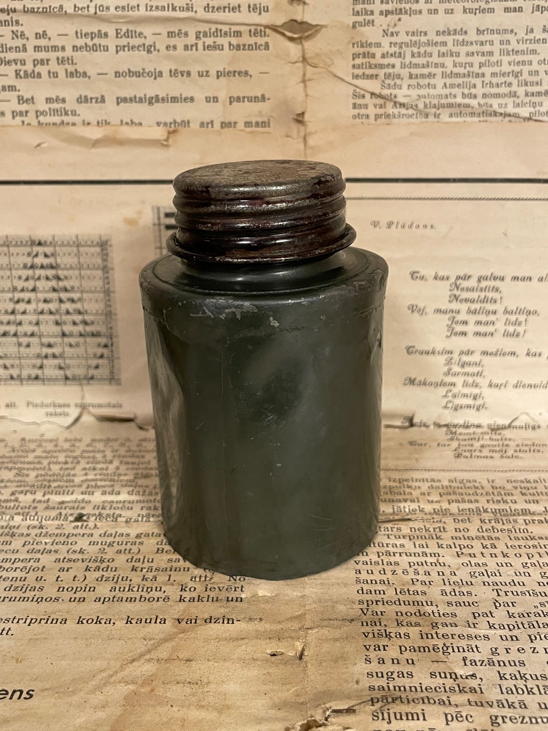 Vintage Small Oil Can - Etsy