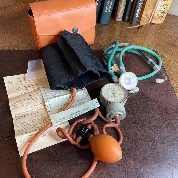 Vintage Blood Pressure Monitor - Etsy