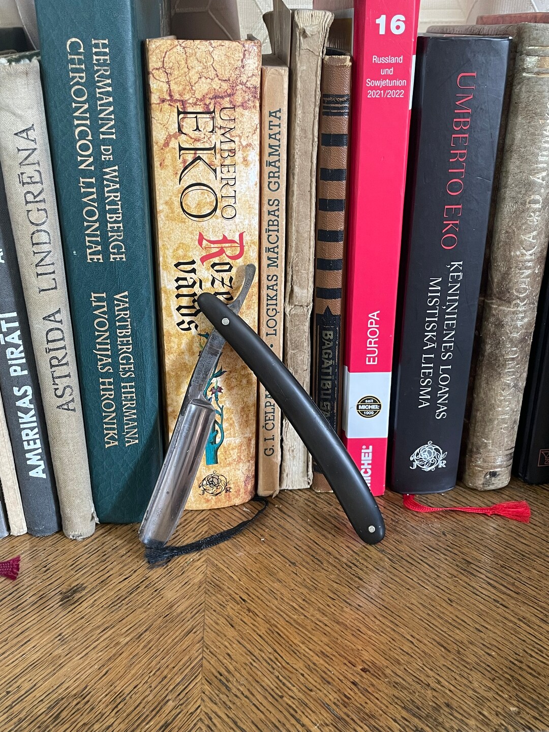 Retro Beard Knife. Swedish C.V. HELJESTRAND Eskilstuna No. 4 Beard ...