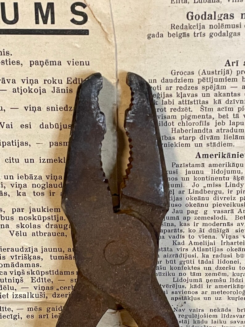 Vintage Pliers. an Old Tool. - Etsy