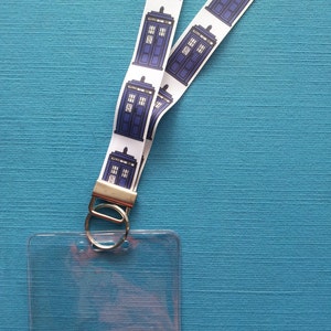 Disney KTTW Card Holder/lanyard - Tardis - Doctor Who - Non-scratchy ...