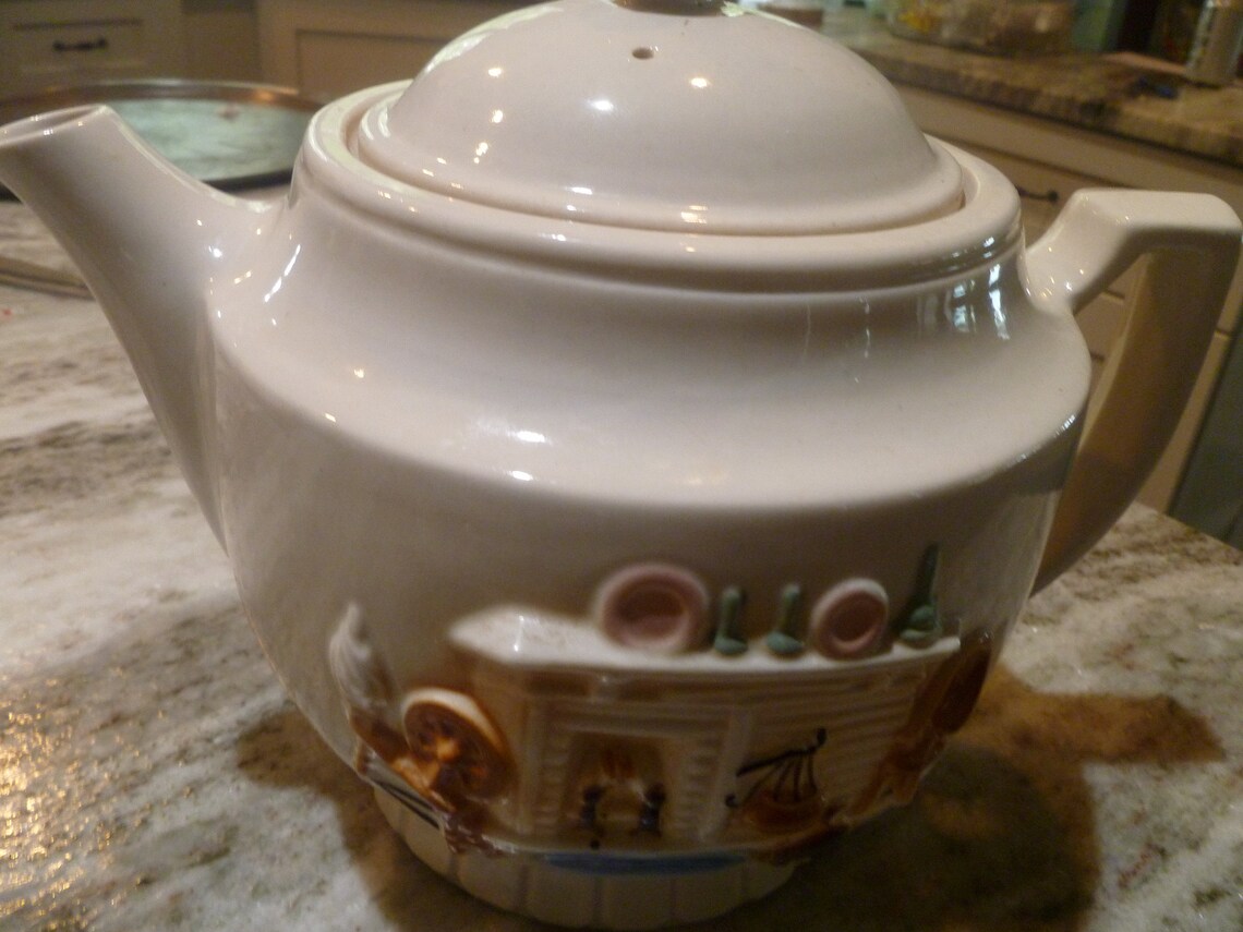 Large Vintage Teapot - Etsy