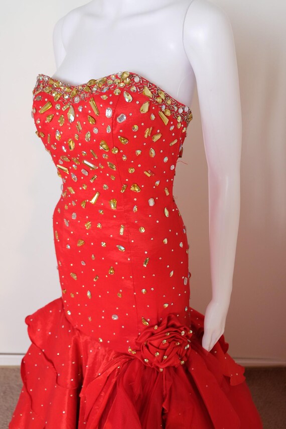 2000's Vintage Gown Fabulous RED Strapless Gown Bedaz… - Gem