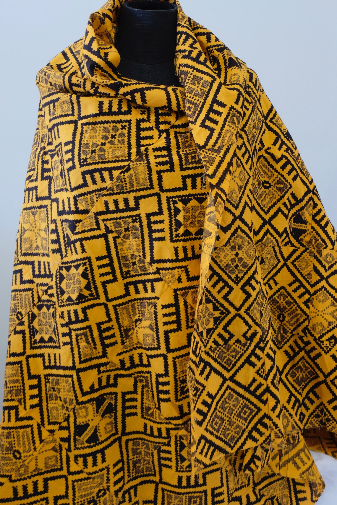 1950's Vintage Orange Black Aztec Cotton Fabric 1 Yard 27" Long by 72 ...