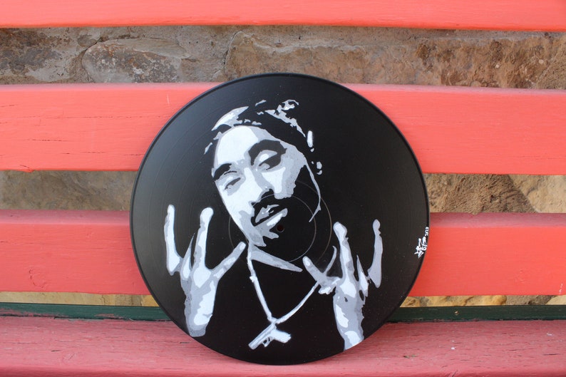 Tupac West Side Pose Art on Vinyl - Etsy