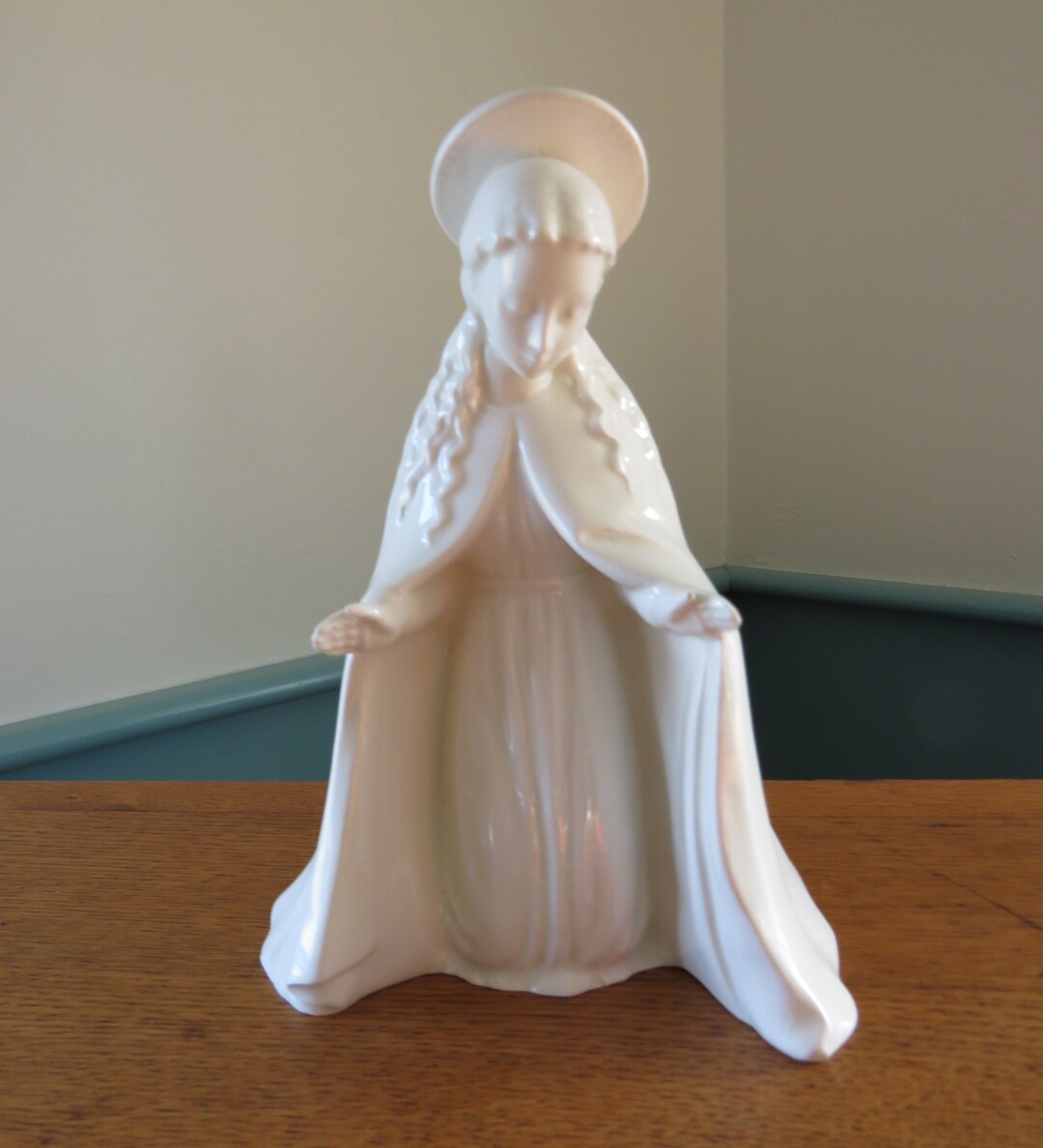 Goebel Hummel VIRGIN MARY, Madonna Figurine, Germany 1951 Copyright - Etsy