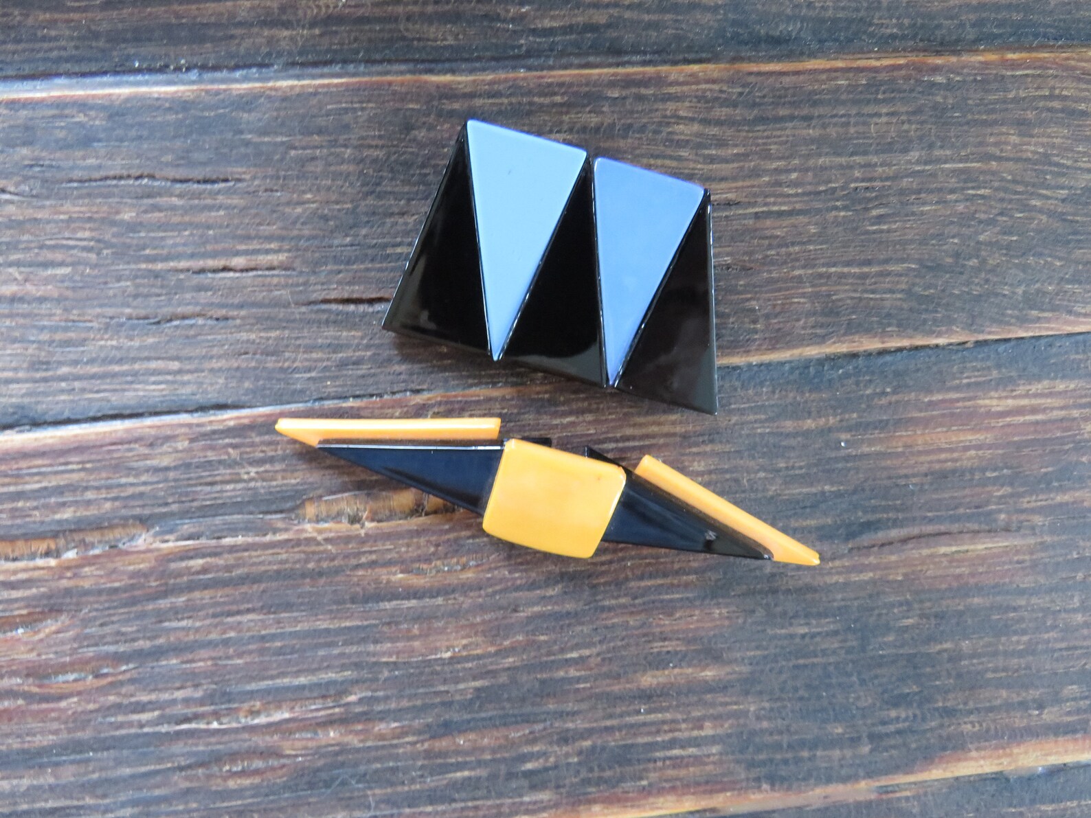 Bill Schiffer BLUE BLACK Triangles Acrylic Resin Brooch/ Pin - Etsy