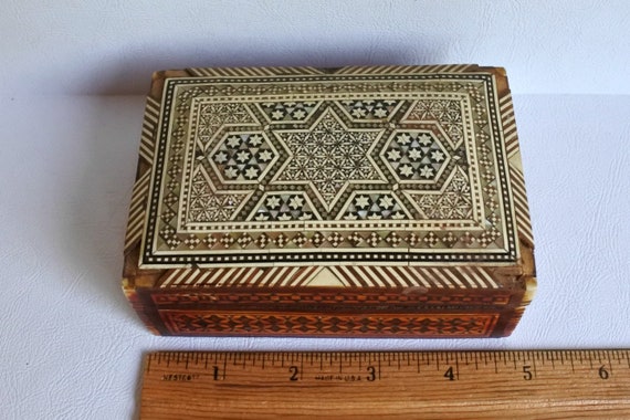 Set of 4 Mixed Vintage Boxes-Collectible Trinket Boxe… - Gem