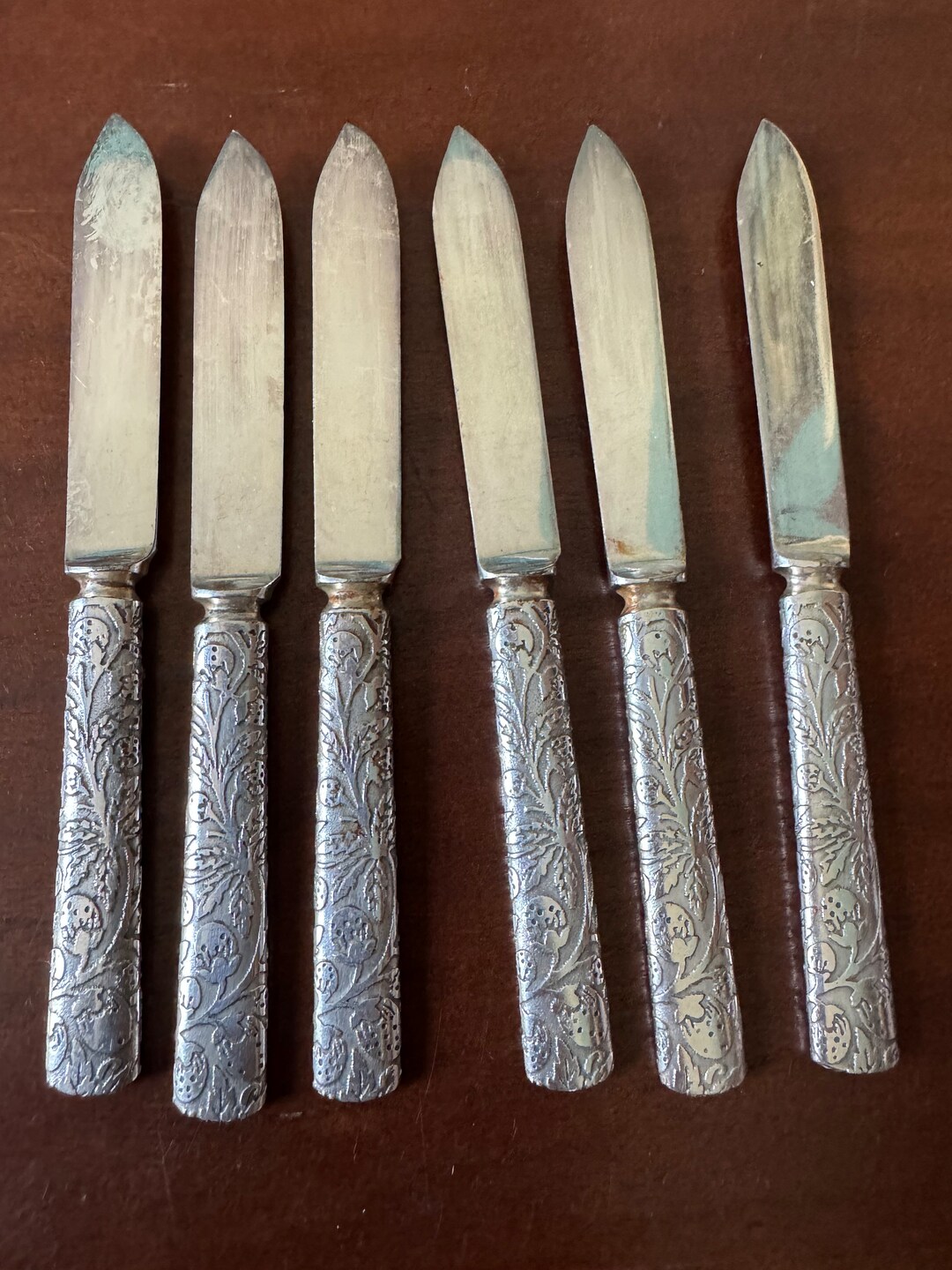 6 Antique WM Rogers Wallingford Ct Fruit Knives Embossed Repousse 5.75 ...