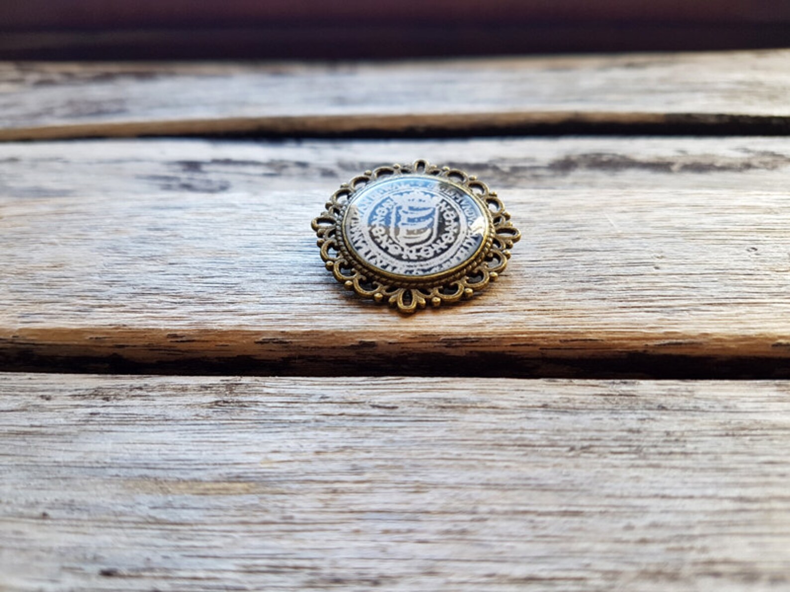 Countess Elizabeth Báthory De Ecsed Crest Cameo Brooch - Etsy