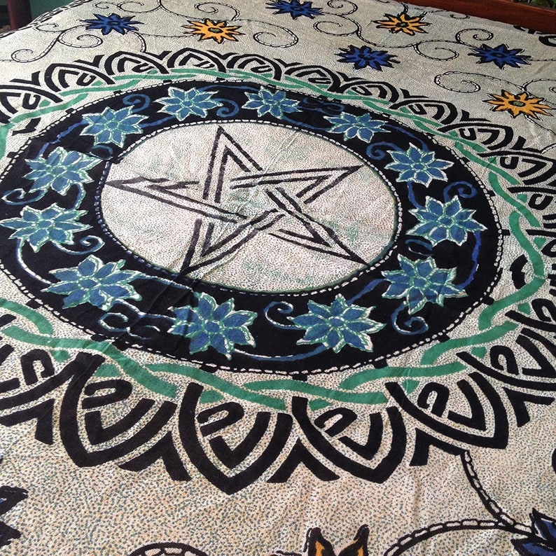 Floral Celtic Wicca Flowers Altar Cloth Wall Hanging Bedspread | Etsy