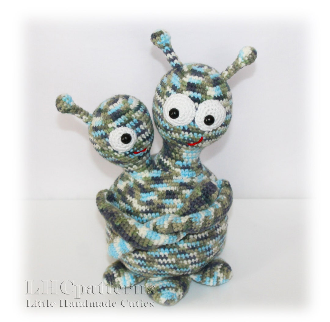Crochet Pattern: Mr and Mrs Alien , Alien Couple, Monster Stuffed Toy ...