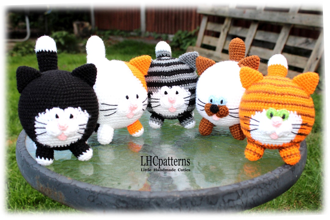 Crochet Pattern: Ball Shaped Cats, Funny Toys Crochet Cats, Cute ...