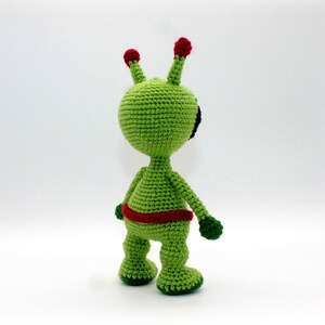 Crochet Pattern: Alien, Amigurumi Alien, Alien Stuffed Toy, Alien Doll ...