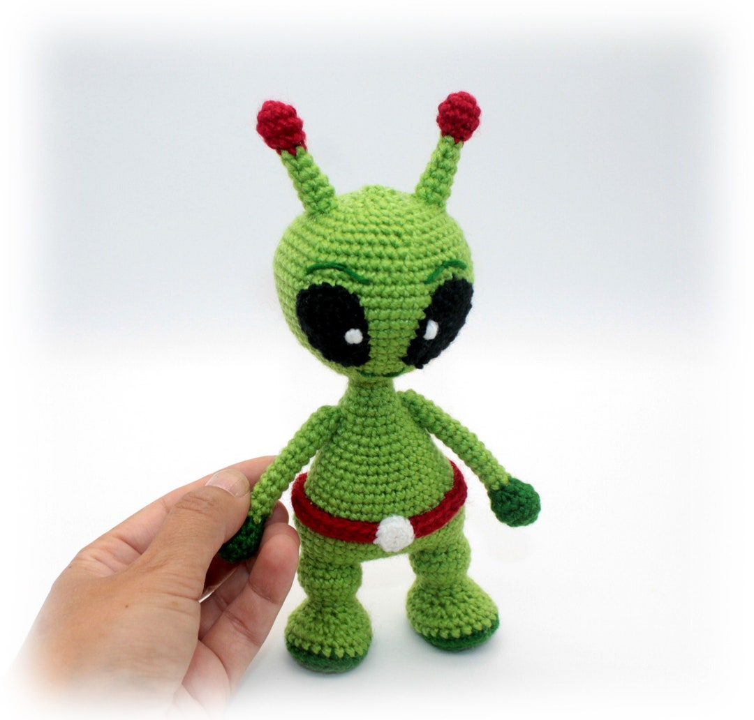 Crochet Pattern: Alien, Amigurumi Alien, Alien Stuffed Toy, Alien Doll ...