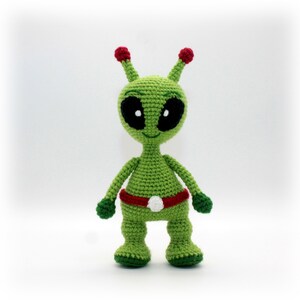 Crochet Pattern: Alien, Amigurumi Alien, Alien Stuffed Toy, Alien Doll ...