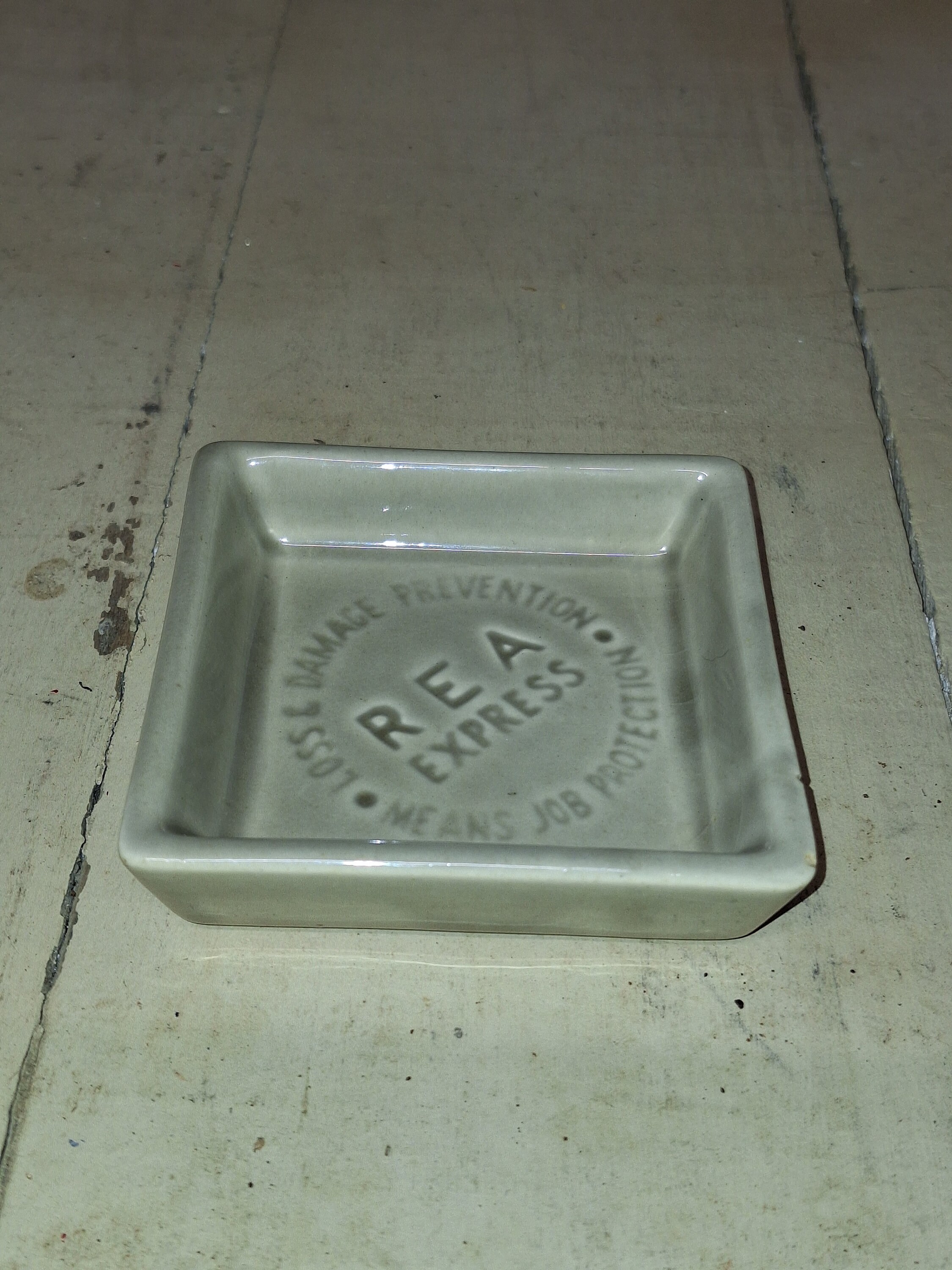 VINTAGE REA, Railroad Express Agency Railroad Employee Ceramic Ashtray ...