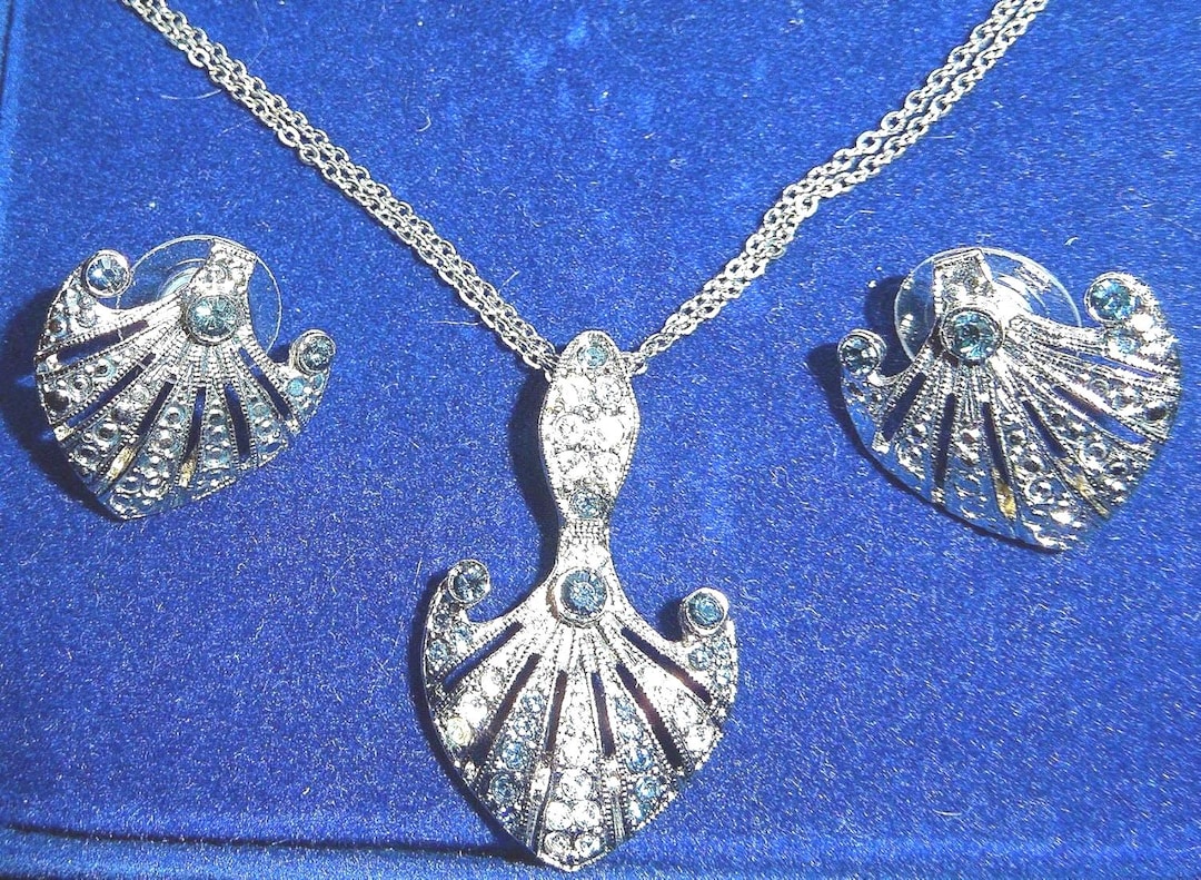 JBK Jackie Kennedy Silver Jewelry Set: Blue Crystal Necklace & Earrings ...
