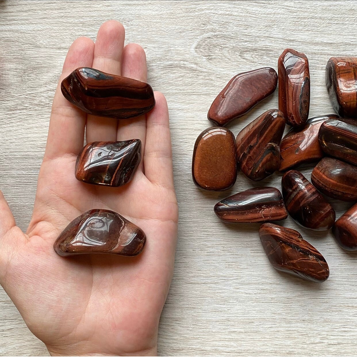 Dragon's Eye red Tiger Eye Crystals Tumbled Large | Etsy