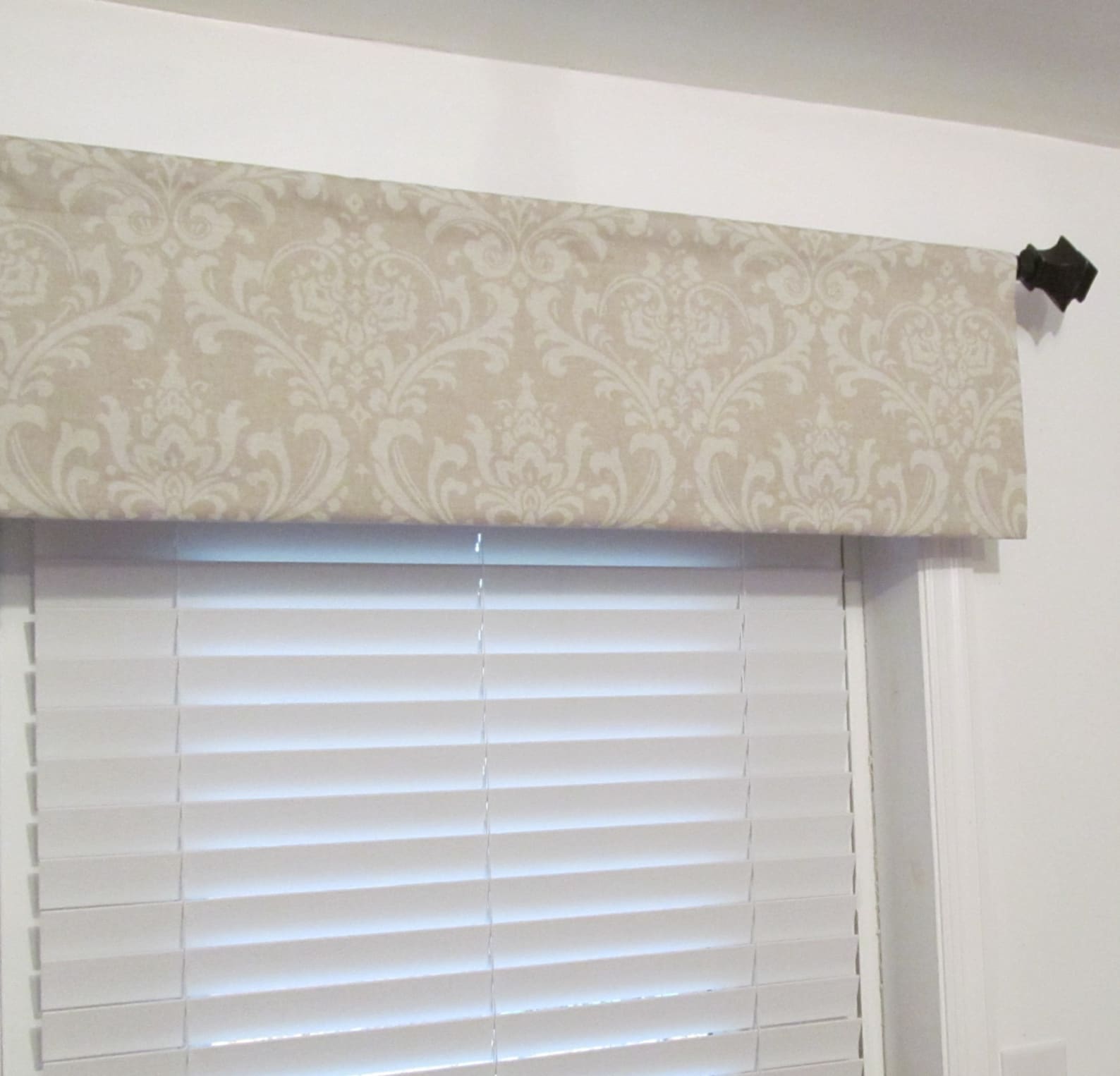 Flat-straight Window Valance/ Beige Linen Damask/ Blend Cloud Oatmeal ...