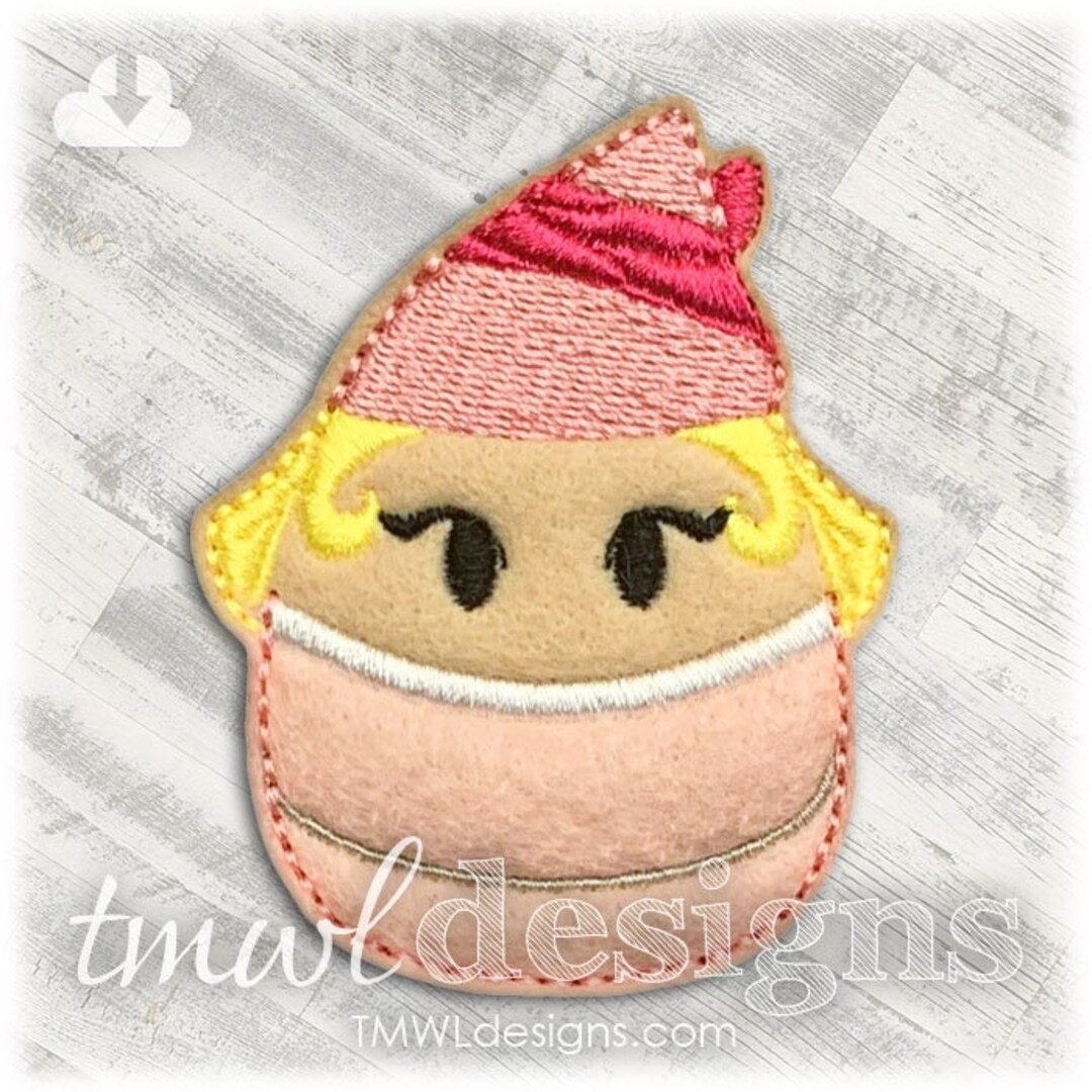 Jovie the Elf Squaddle Feltie Digital Design File - Etsy